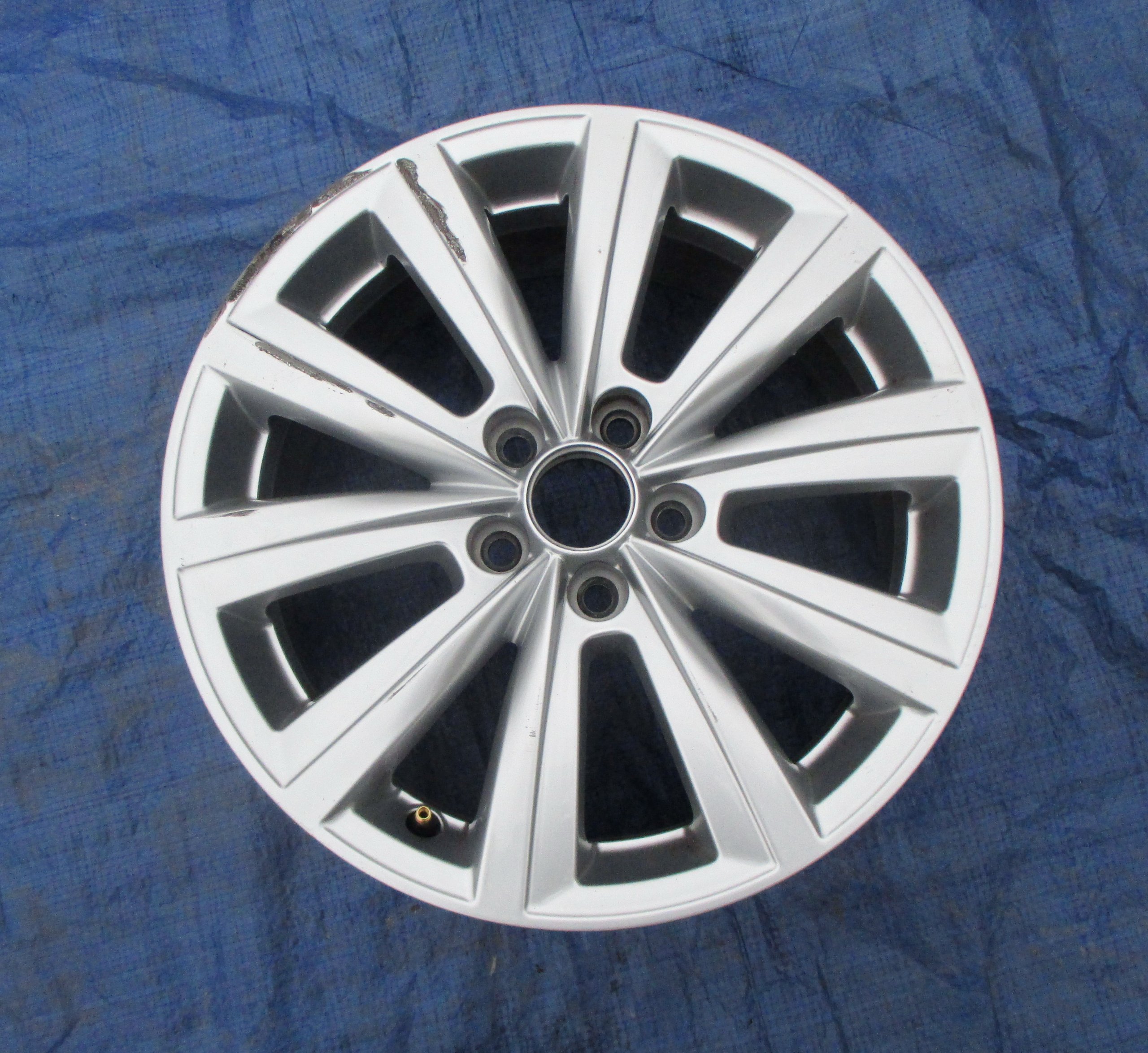 VW POLO 6C0 FELGA 16 ET-46 6C0601025 POLO za 250 zł z Międzychód ...