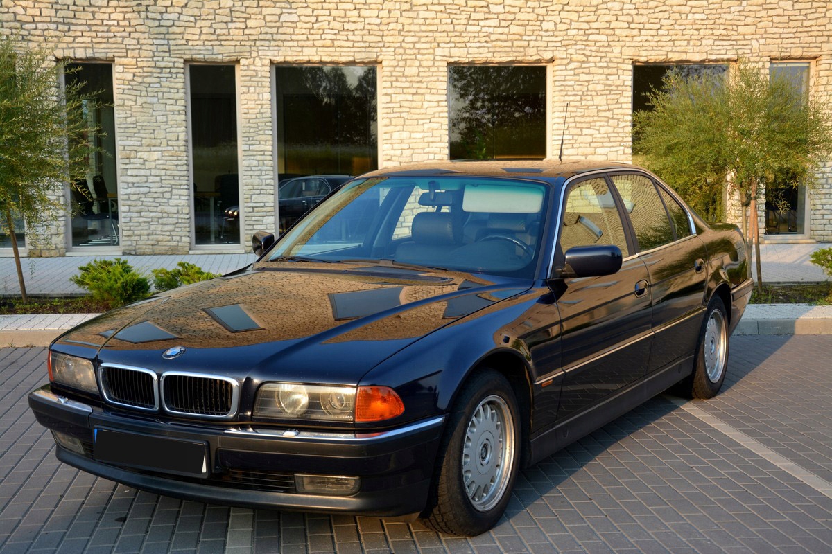 BMW 730i e38 3.0L V8 218KM - 7511510264 - oficjalne archiwum allegro