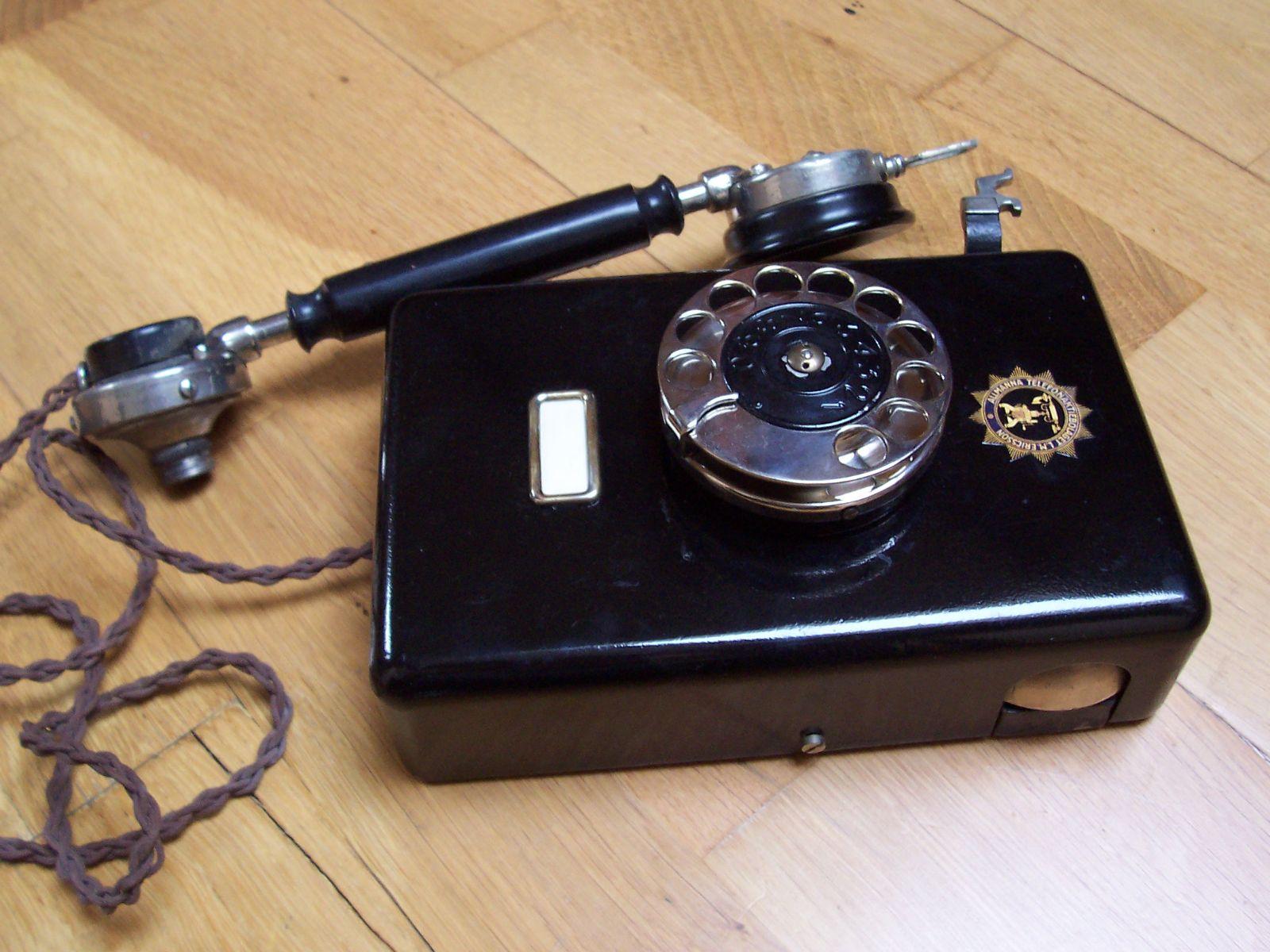 STARY TELEFON ERICSSON /sygnowany - 7086012782 - oficjalne archiwum allegro