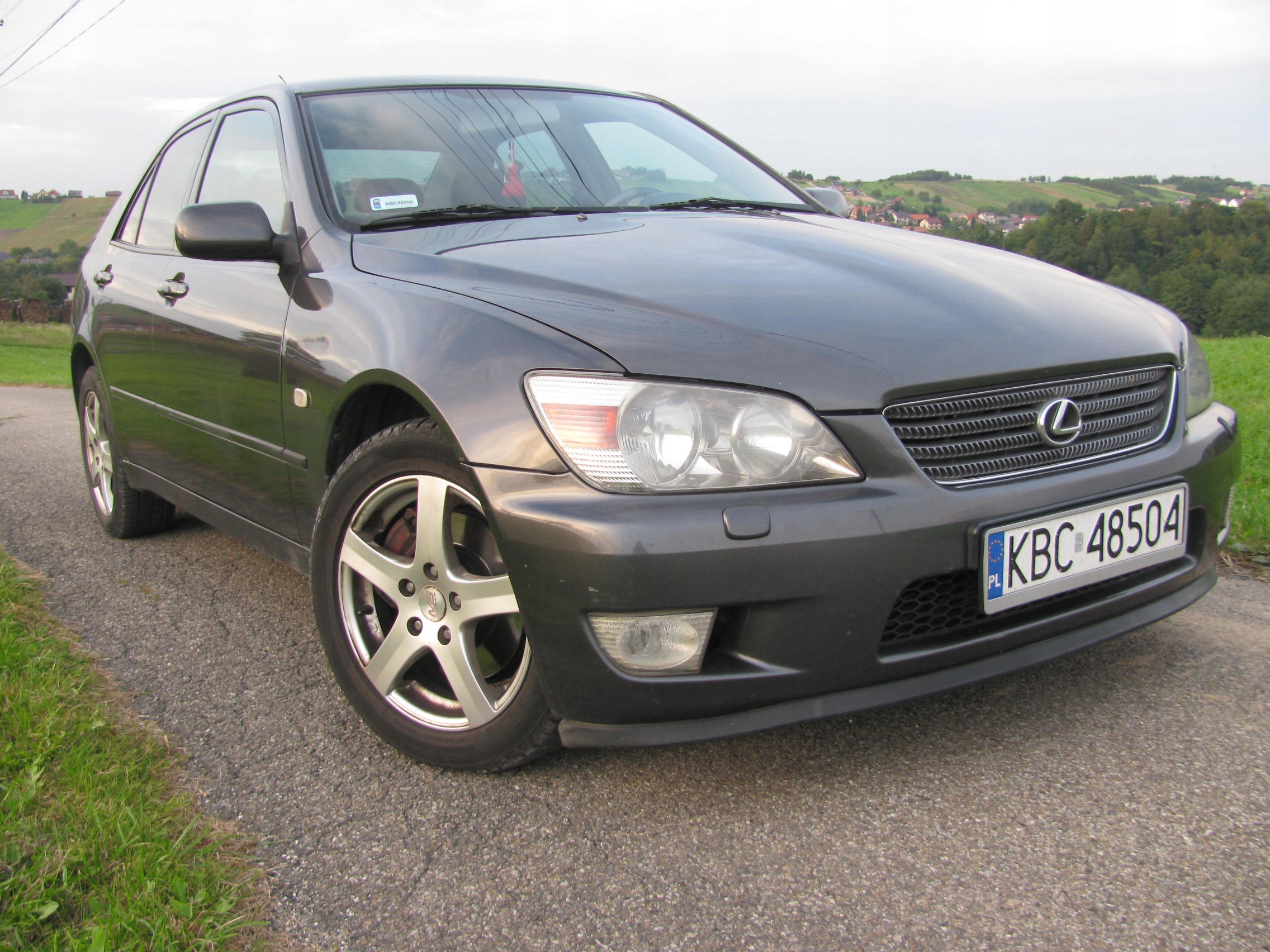 LEXUS IS 200 - 7559525864 - oficjalne archiwum allegro