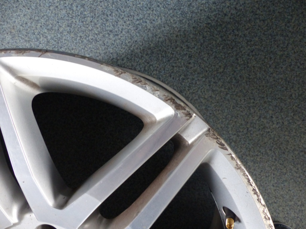 FELGA ALUMINIOWA MERCEDES AMG A2124014502 19" - 7159498467 - oficjalne ...