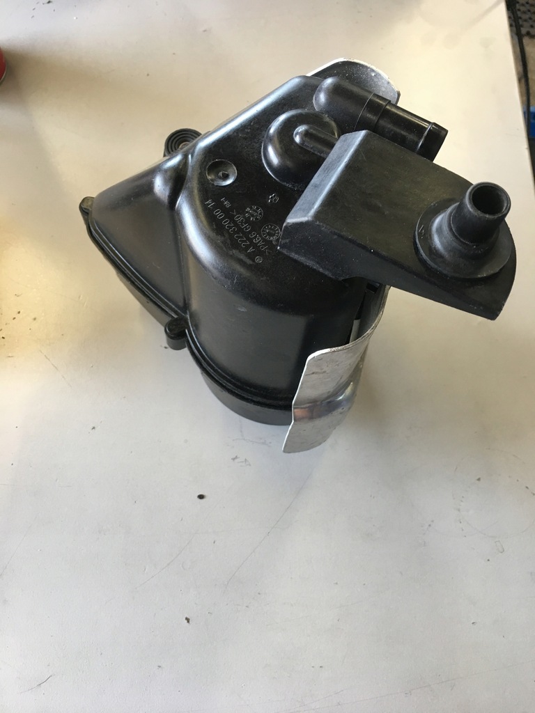 ZBIORNIK OLEJU ABC MERCEDES W222 A2223200014 - 7454982246 - oficjalne ...