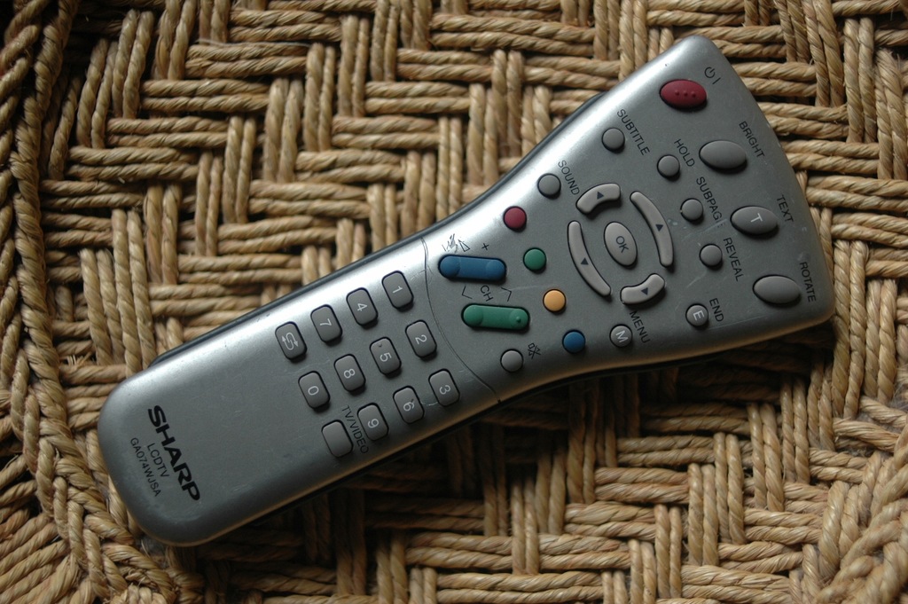 Oryginalny pilot Sharp TV LCD GA074WJSA - 7640128787 - oficjalne archiwum Allegro