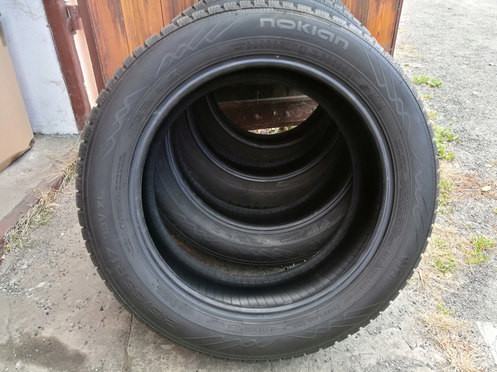 Nokian WR A4 215/55R17 98W komplet 4 szt. 2016r. - 7629062253 - oficjalne archiwum Allegro