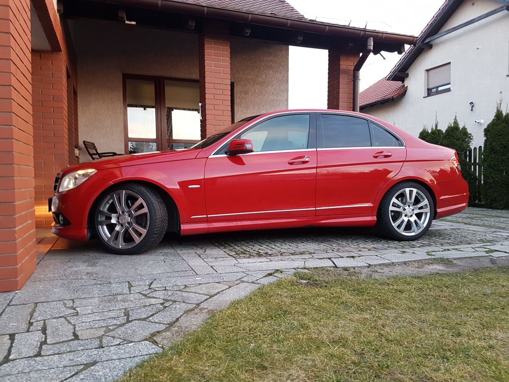 Mercedes-Benz W204 C320 CDI AVANTGARDE AMG 4MATIC - 7421119645 - oficjalne archiwum Allegro