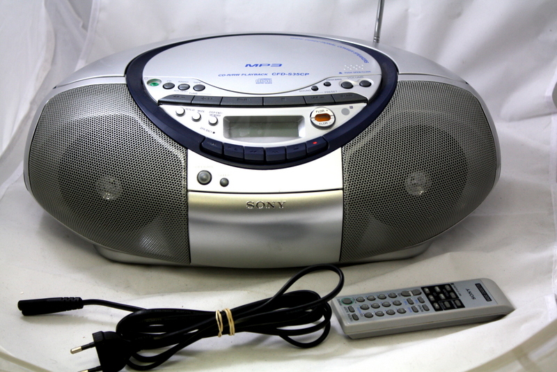 RADIO SONY CFD-S35CP + PILOT - 7401304991 - oficjalne archiwum Allegro