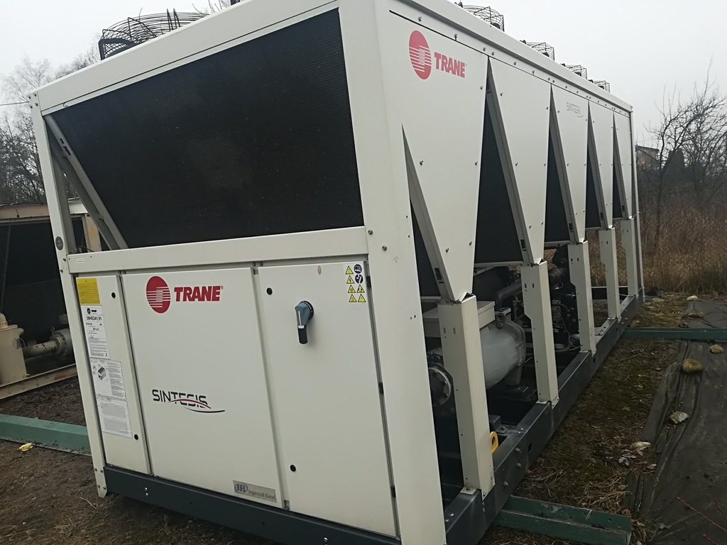 Chiller, agregat wody lodowej Trane RTAF 145 522kW - 7702873046 ...