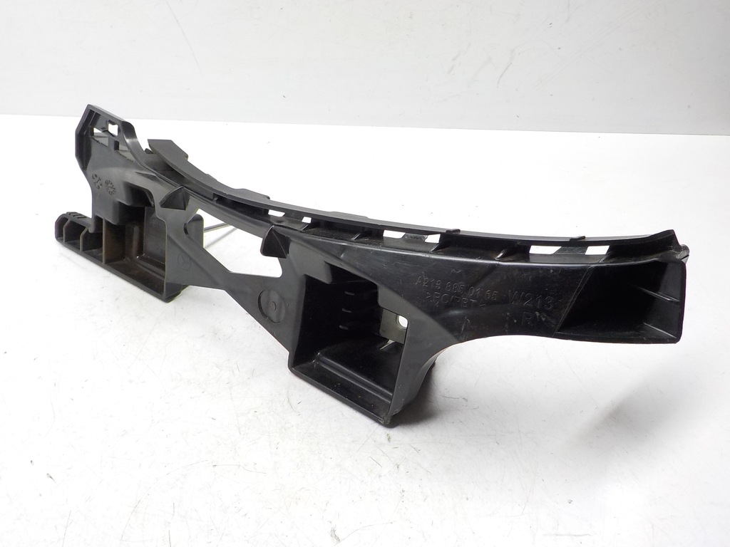 MERCEDES W213 ŚLIZG ZDERZAKA PRAWY TYŁ 2138850165 - 7098718008 ...