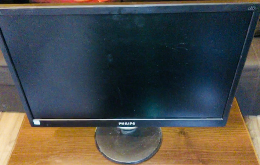 Monitor Philips 193V5L sprawny - 7306517590 - oficjalne archiwum Allegro